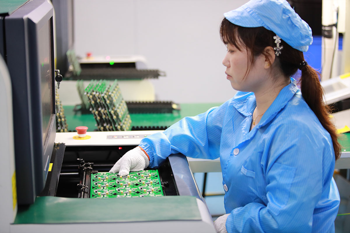 Work in electronics at 2023 - MTI PCBA